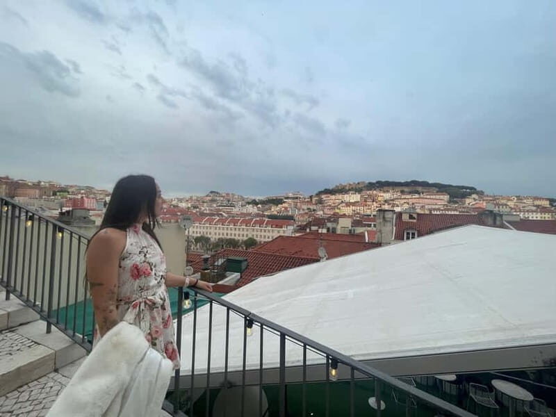 Lisbon : Rooftop Revelry: Sky Tour with 6 Rooftops & Drinks - FAQs