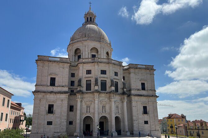 Lisbon Royal Views Small Group Tour with St George Castle Entry - Authentic Lisbon in a Compact Package: A Review of the Lisbon Royal Views Small Group Tour with St George Castle Entry
