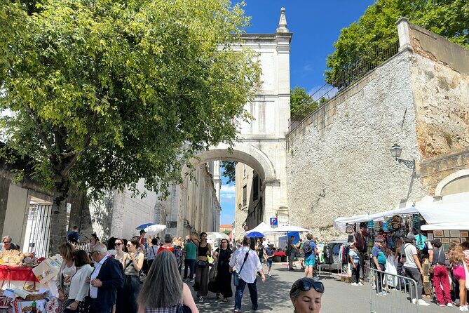 Lisbon Royal Views Small Group Tour with St George Castle Entry - The Heart of the Experience: Food, Views, and Castle