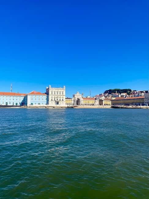 Lisbon: Sailboat Tour along the Coast,Sunset & Tasting - Final Thoughts: Who Is This Tour Best For?