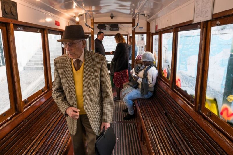 Lisbon: See Lisbon Like a Local on a Private Walking Tour - In The Sum Up