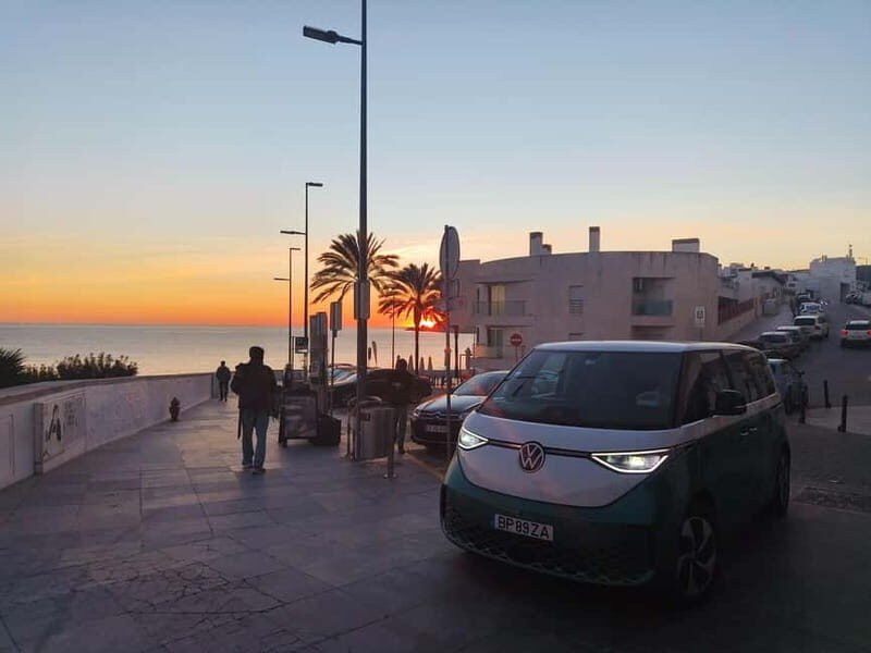 Lisbon: Sesimbra Stylish Electric ID.Buzz Tour with Lunch - FAQs