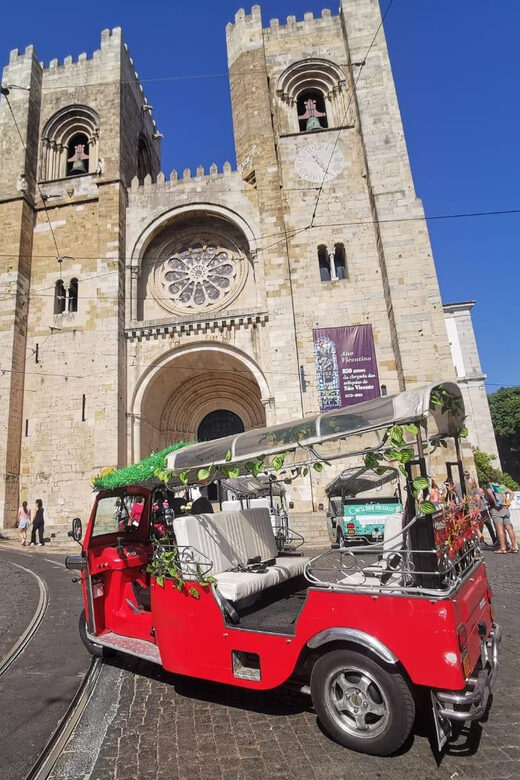 Lisbon: Sightseeing City Tour by Tuk-Tuk - Discovering Lisbon in a Short Time