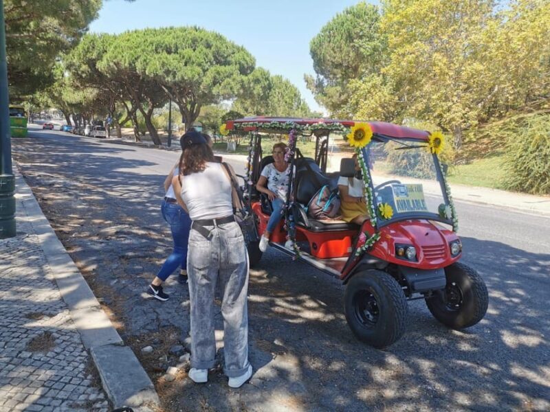 Lisbon: Sightseeing City Tour by Tuk-Tuk - Who Should Take This Tour?