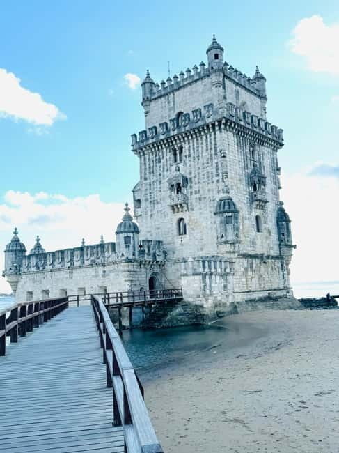 Lisbon: Sintra ,Cabo de Roca & Cascais sunset Full day tour - The Experience: What Makes It Special