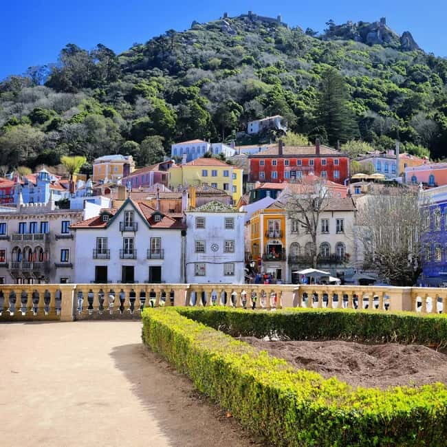 Lisbon: Sintra Half-Day Tour with Pena Palace & Regaleira - Key Points