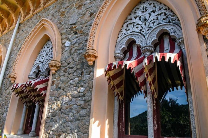 Lisbon/Sintra: Monserrate Palace Guided Tour with Pickup - Comfortable Transportation and Ease of Access