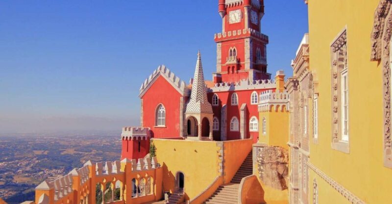Lisbon: Sintra, Pena Palace, Cabo da Roca, & Cascais Tour - Free Time in Sintra Town