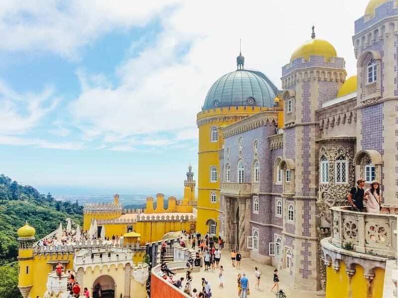 Lisbon: Sintra, Regaleira, Pena, Cabo Roca day trip - FAQ