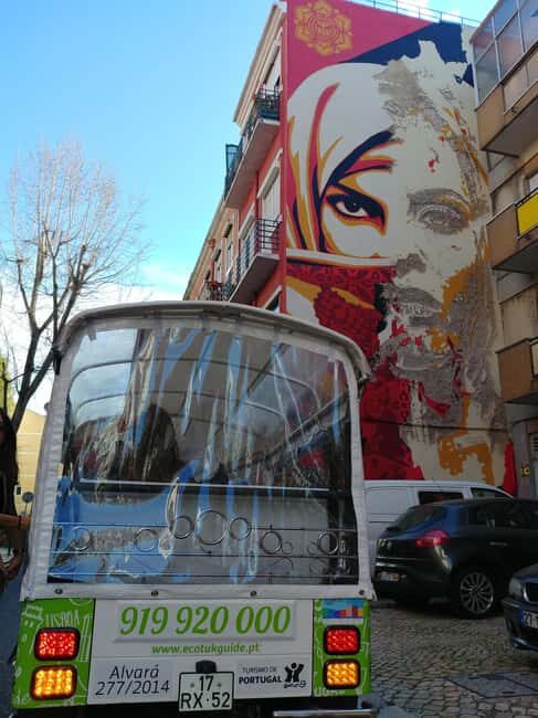 Lisbon Street Art by Tuk Tuk : Graffiti & Murals Discovery - Key Points
