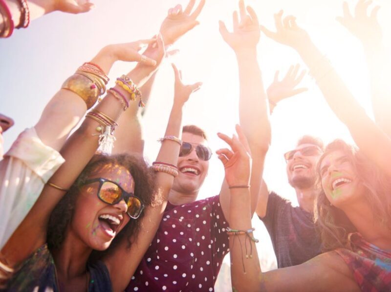 Lisbon: Sunset Boat Party Cruise with DJ and Open Bar - Value for Money