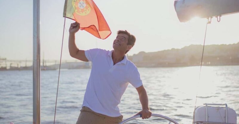 Lisbon: Sunset boat tour with wine - Who Should Consider This Tour?