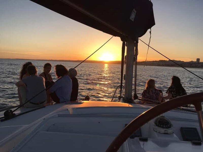 Lisbon: Sunset Catamaran Cruise with Drinks - Why This Sunset Catamaran Cruise Stands Out