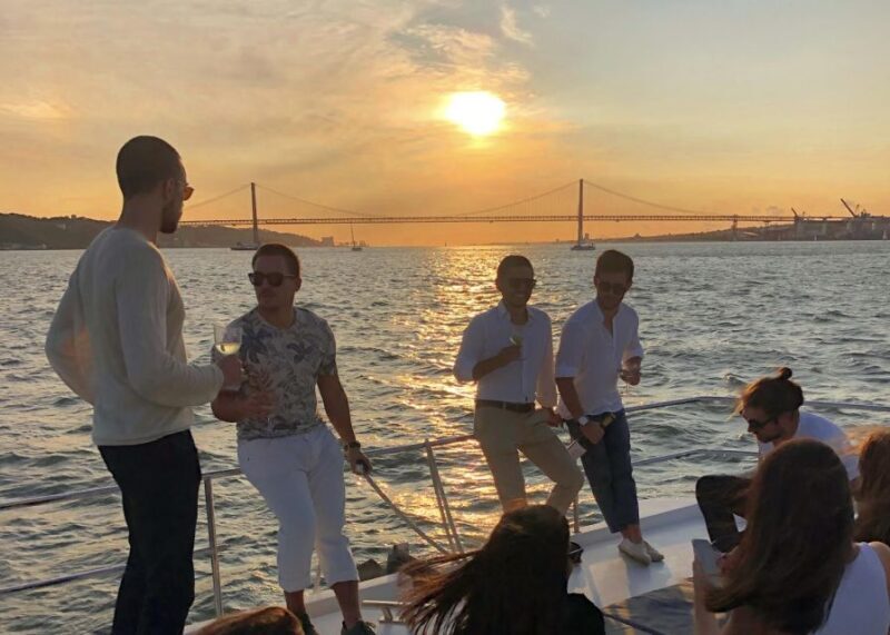 Lisbon: Sunset Cruise with Drinks and Snacks - Final Thoughts