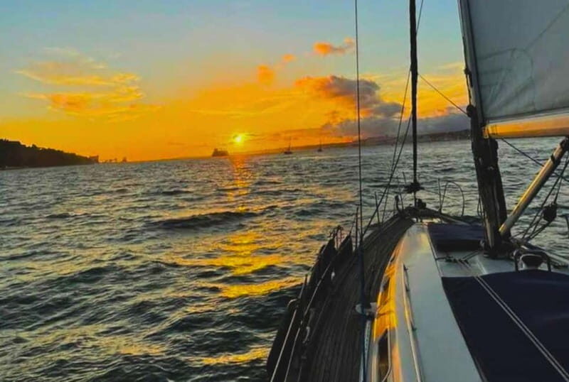 Lisbon: Sunset Sailing Boat Tour with Drinks - Who Is This Tour Perfect For?