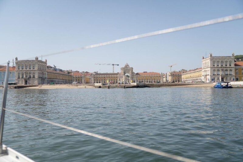 Lisbon: Sunset Sailing with Portuguese Wine and History - Discovering Lisbon from the Water