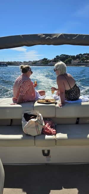 Lisbon - Sunset Tour by Private Boat with Welcome Drink - What To Expect on Board