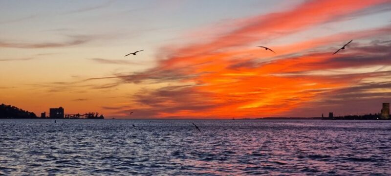 Lisbon: Tagus River Boat Sunset and Night Champagne Tour - The Itinerary in Detail: Why Each Stop Matters