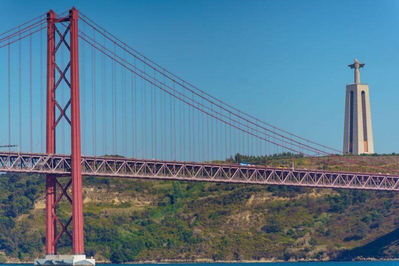 Lisbon: Tagus River Cruise With Brunch - FAQ
