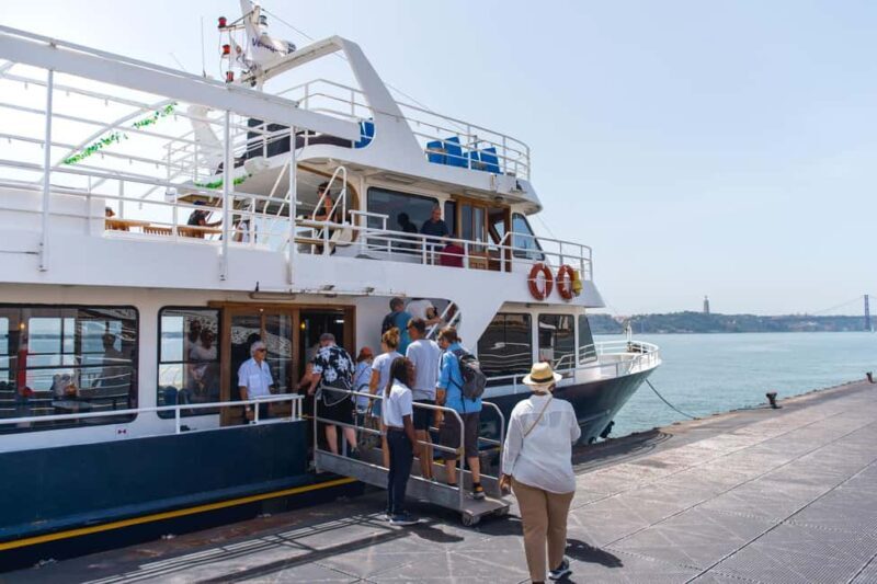 Lisbon: Tagus River Cruise with Welcome Drink - The Pros and Cons Validated by Reviews