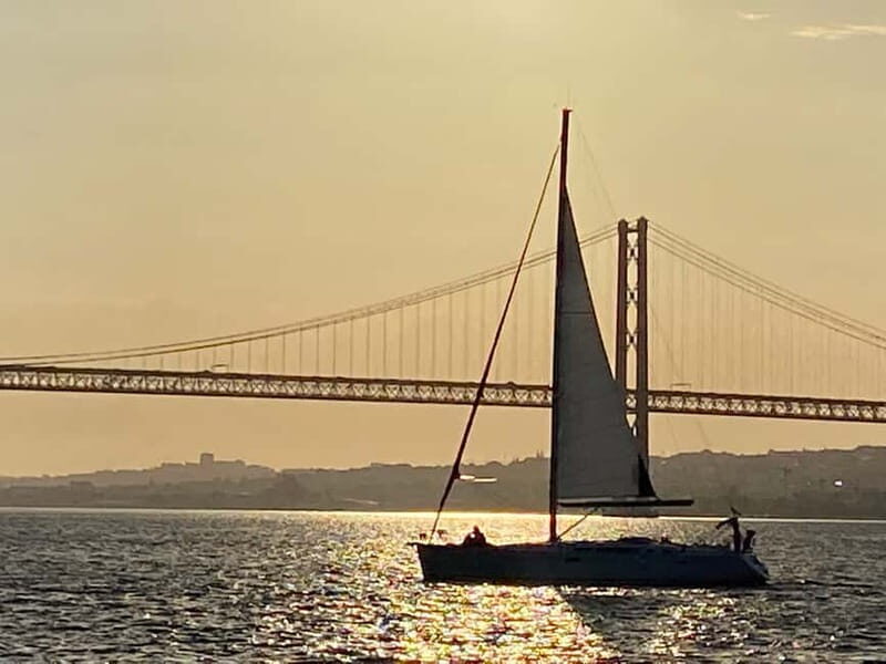 Lisbon: Tagus River Sailboat Cruise - What is the Lisbon Tagus River Sailboat Cruise?