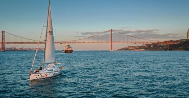 Lisbon: Tagus River Sailboat Tour - FAQs