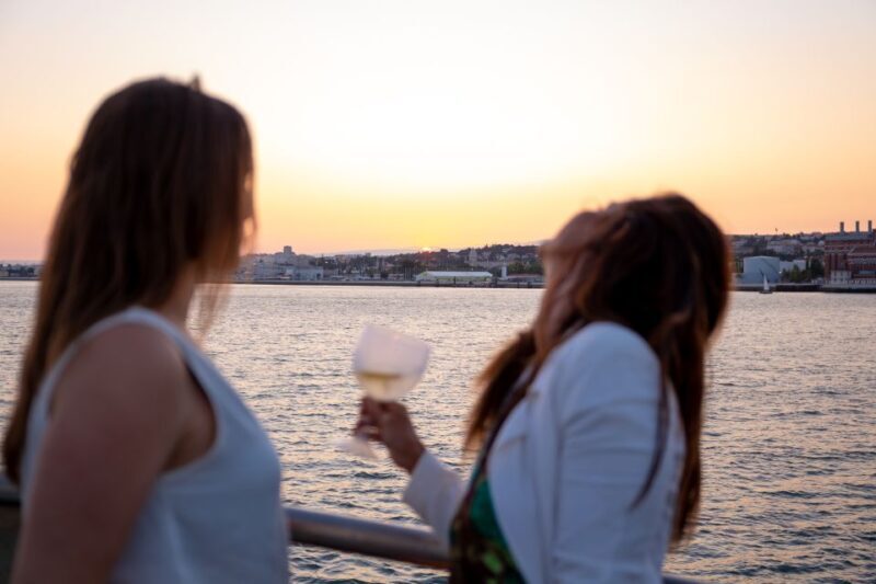 Lisbon: Tagus River Sunset Tour with Snacks and Drink - Practical Details
