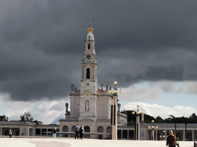 Lisbon to Fatima Nazaré and Óbidos Private Full Day Tour - Cost and Value Analysis