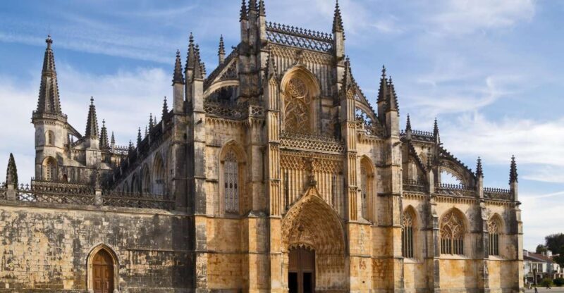 Lisbon: Tour Fátima, Batalha, Alcobaça, Nazaré and Óbidos - Who Should Consider This Tour?