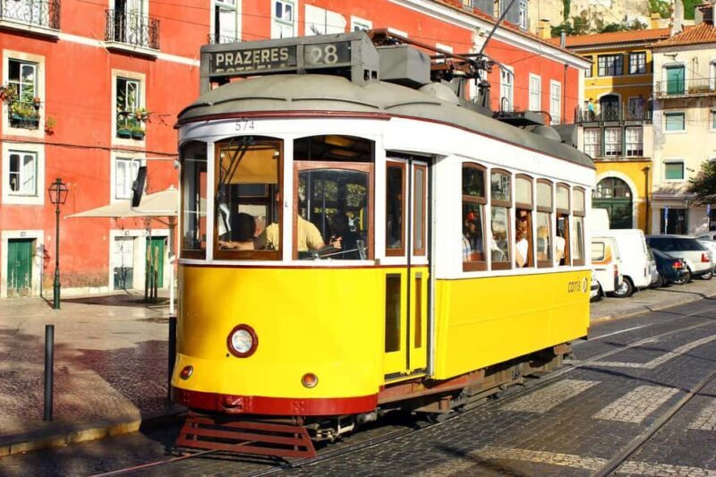 Lisbon Tour: Walled City, Alfama & 3 Viewpoints - Practicalities and Value of the Tour