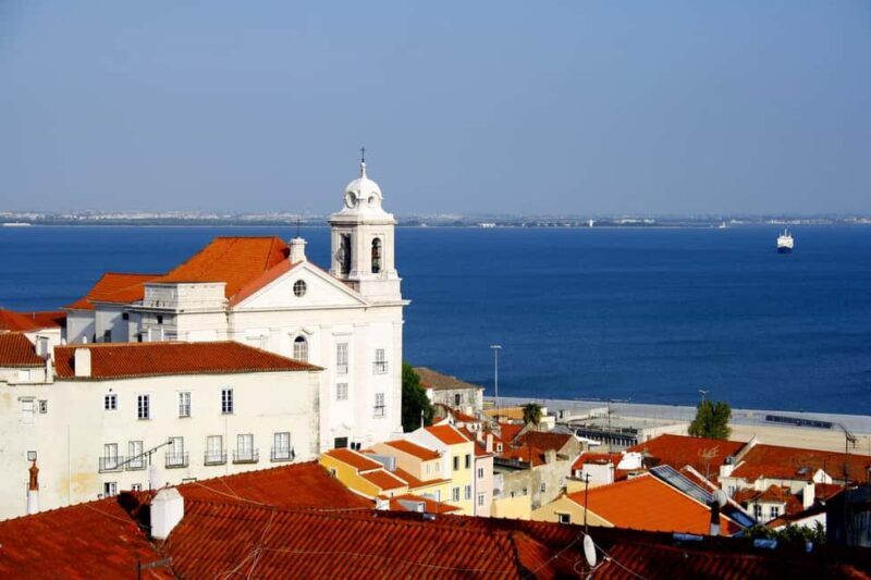 Lisbon Tour: Walled City, Alfama & 3 Viewpoints - Authentic Experiences and Real Traveler Feedback