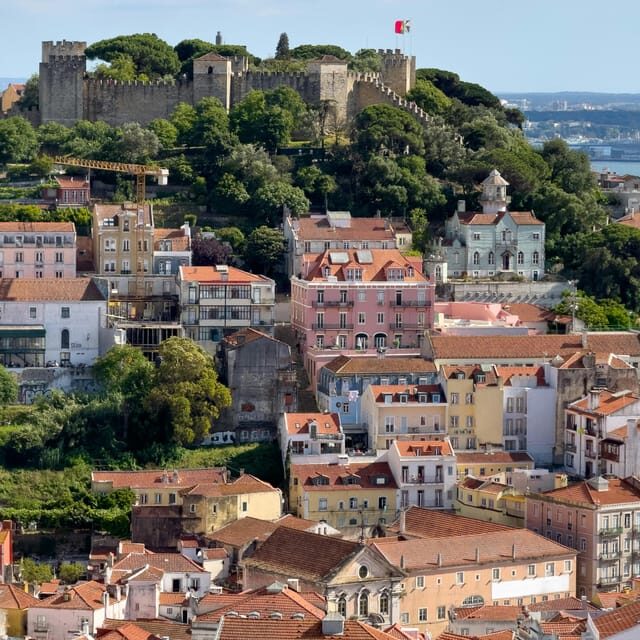 Lisbon Tour with a Local Guide. Private Car + walking tour - Exploring Lisbon on Your Terms: An Honest Look