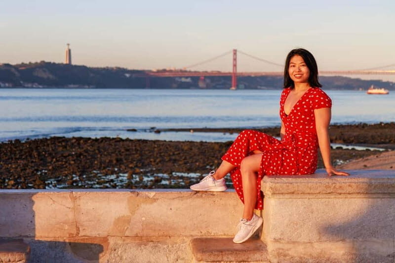 Lisbon: Tuk Tuk Tour and Photoshoot (Guide + Photographer) - The Sum Up