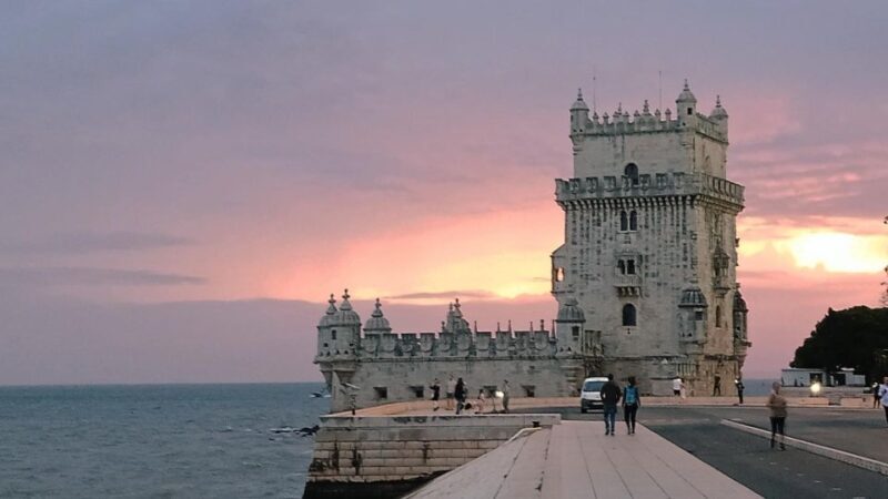Lisbon Tuktuk Highlights Tour with Food and Wine Tastings - Who Is This Tour Best For?