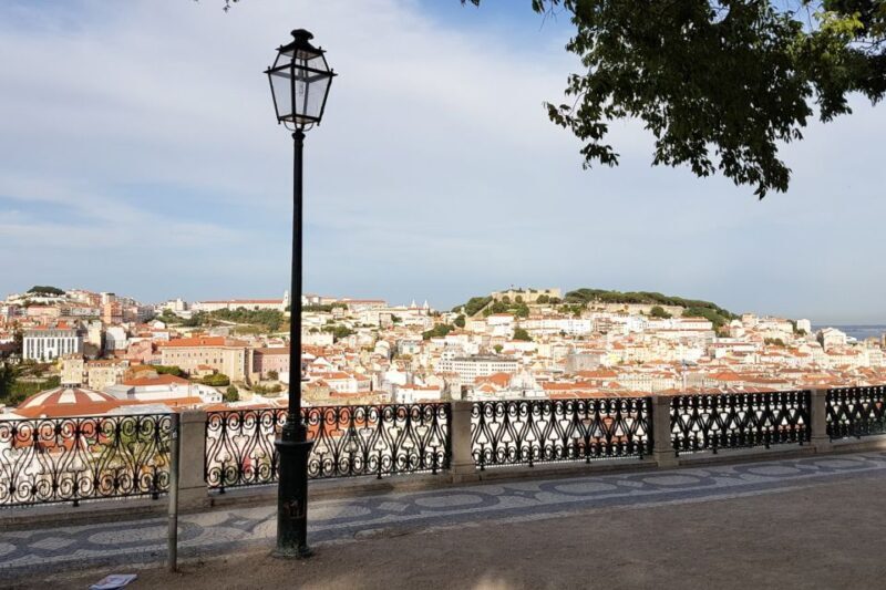 Lisbon: Vintage vehicle replica Romantic Private Tour - An In-Depth Look at the Experience