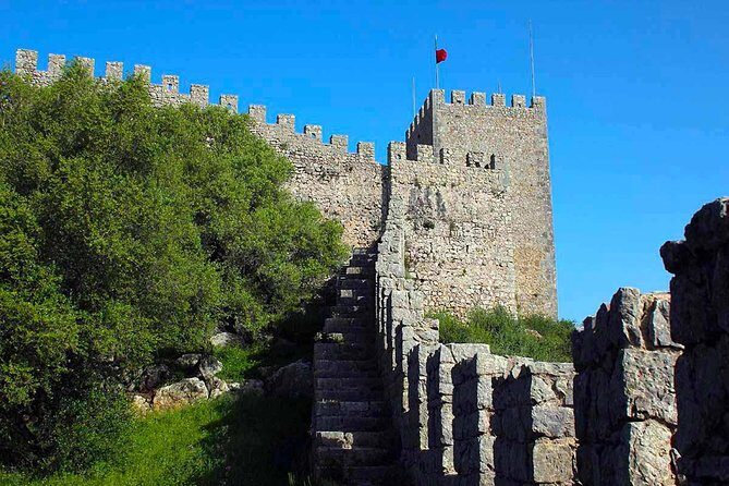 Lisbon: Wine Tour Sesimbra, Arrábida Park & Setúbal - Private - Exploring the Itinerary in Detail