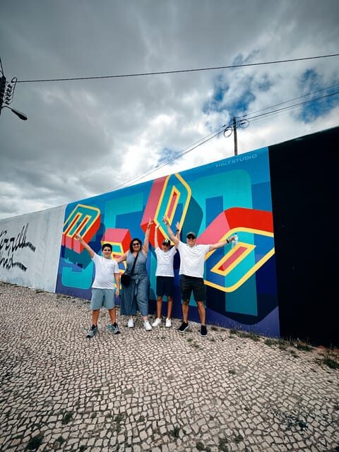 Lisbon with Tukxi: Street Art Lovers by Tuktuk - An Introduction to the Experience