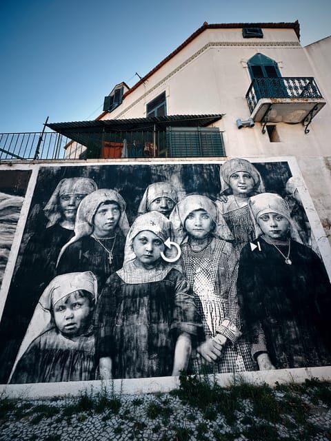 Lisbon with Tukxi: Street Art Lovers by Tuktuk - Who Will Love This Tour?