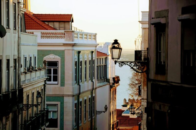 Lisbon: World Heritage Tour - Transport, Comfort, and Practicalities