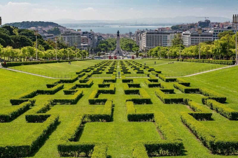 Lisbon:Fátima,Batalha & Alcobaça Private Day Trip with Local - Who Will Love This Tour?