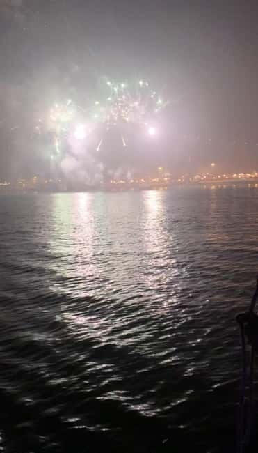 Lisbon:New Year's Eve on a Sailboat - The Crew and Atmosphere