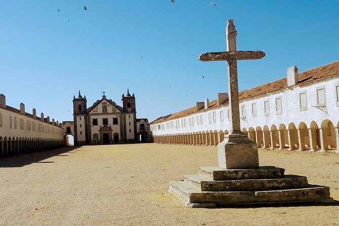 Lisbon´s South Sights & Wine Private Tour - Practical Details and Considerations