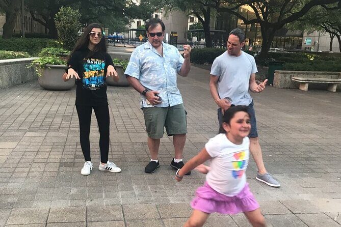 Little Rock City Scavenger Hunt by Wacky Walks - FAQ