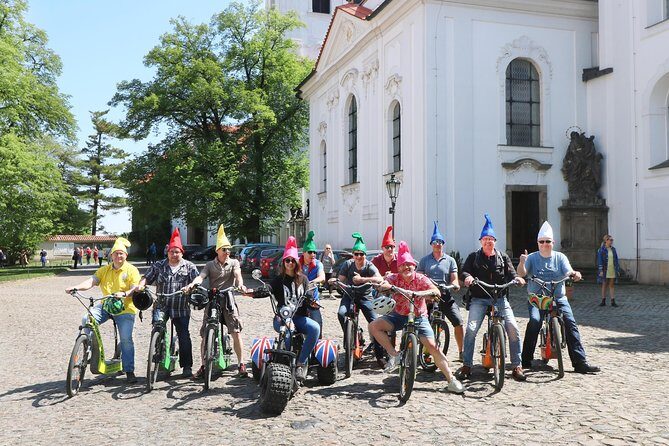 Live-Guided 180 min Glorious e-Scooter and eBike tour - What to Expect from the Tour Experience