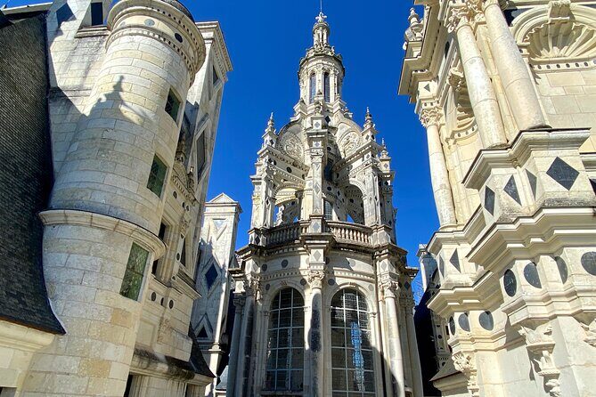 Live Guided Chenonceau, Chambord, Amboise Castles trip from Paris - Key Points