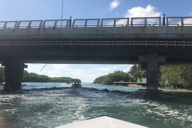 Live the experience of driving an Speedboat & Snorkel in CANCUN - FAQ