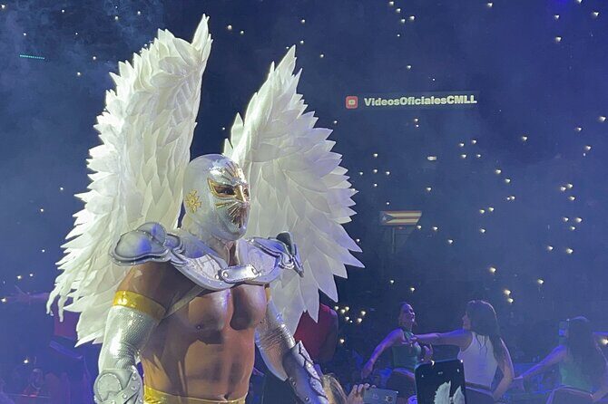 Live Wrestling from the Best Area of the Arena Mexico - An In-Depth Look at the Experience