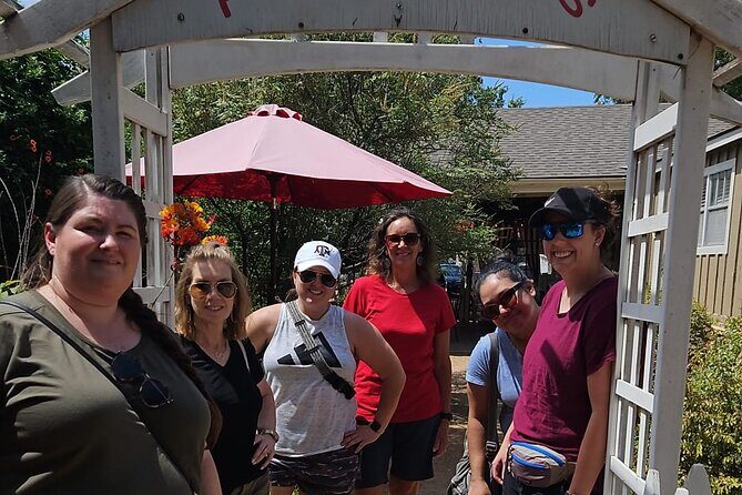 Lively Lake Arrowhead Scavenger Hunt - FAQ