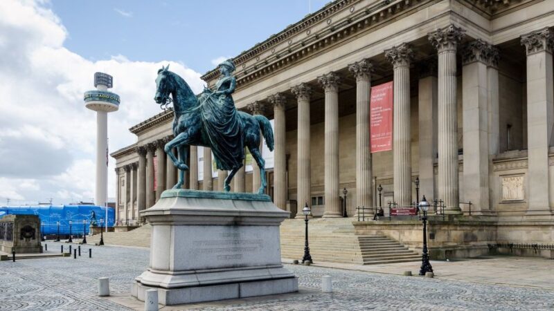 Liverpool: Best of Liverpool Sightseeing Private Taxi Tour - Authentic Experiences and Authentic Guides