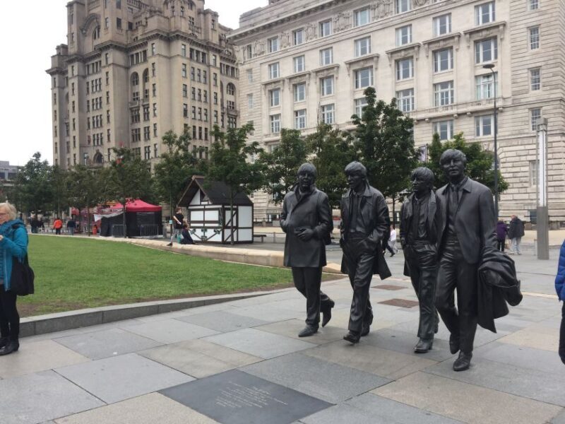 Liverpool: Custom Highlights & Hidden Gems Tour with a Local - Group Size and Practical Aspects